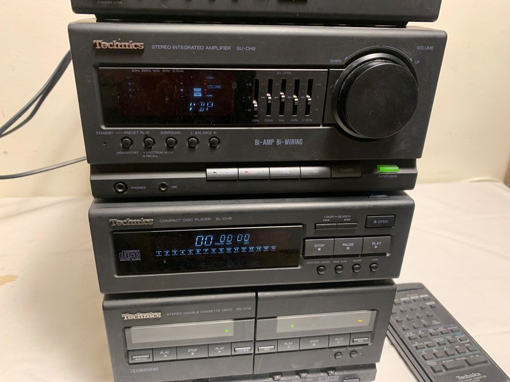 Chaîne stéréo Technics SU-CH9 défectueux | Kaufen auf Ricardo