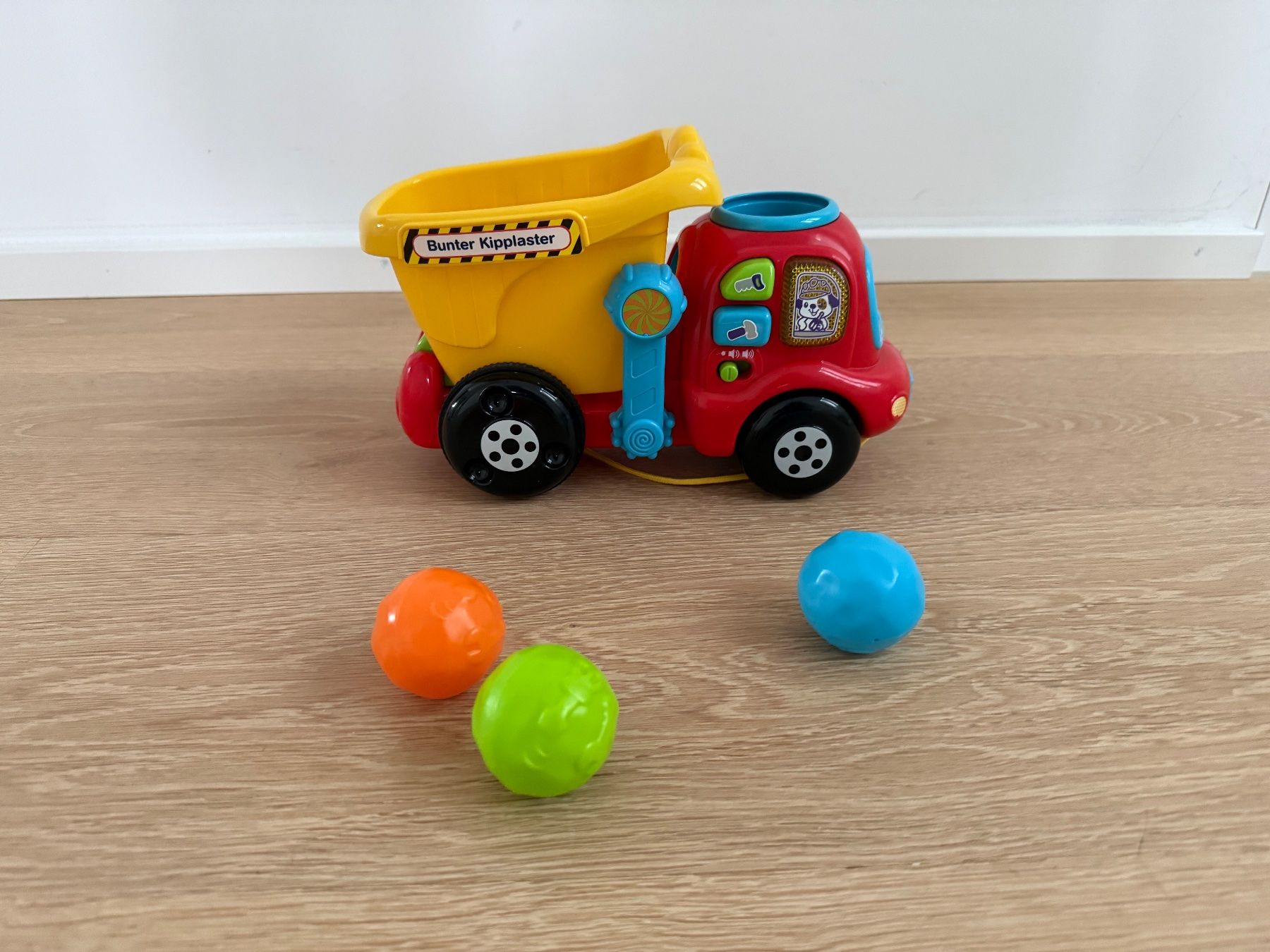 Bunter Kipplaster mit Bällen – Lernspielzeug für Kleinkinder (Gebraucht ...
