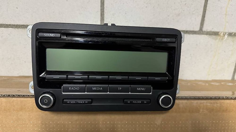 VW original Autoradio (Gebraucht) in Mollis für CHF 30 – nur Abholung ...