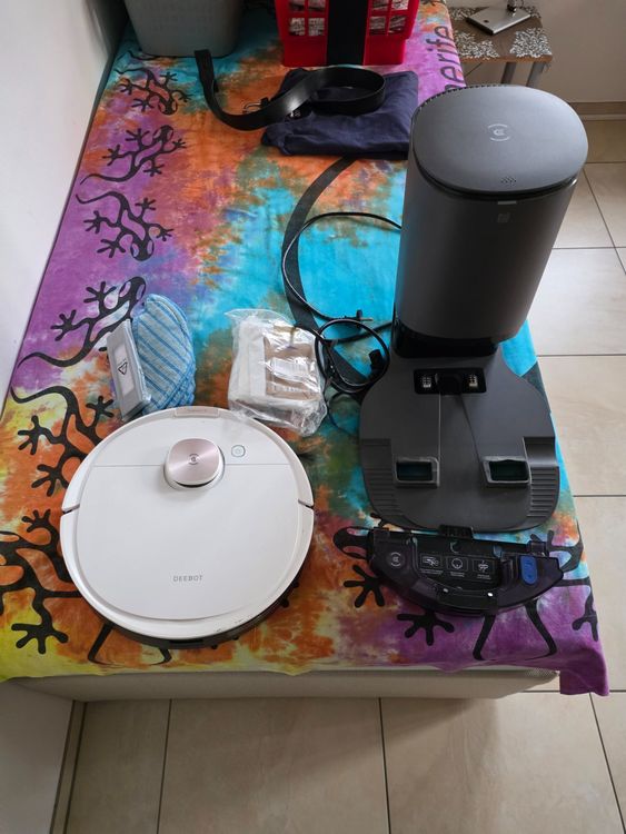 Deebot Ozmo Saugroboter T8 Top Zustand, gebraucht! Ab 70.Fr. (Gebraucht ...