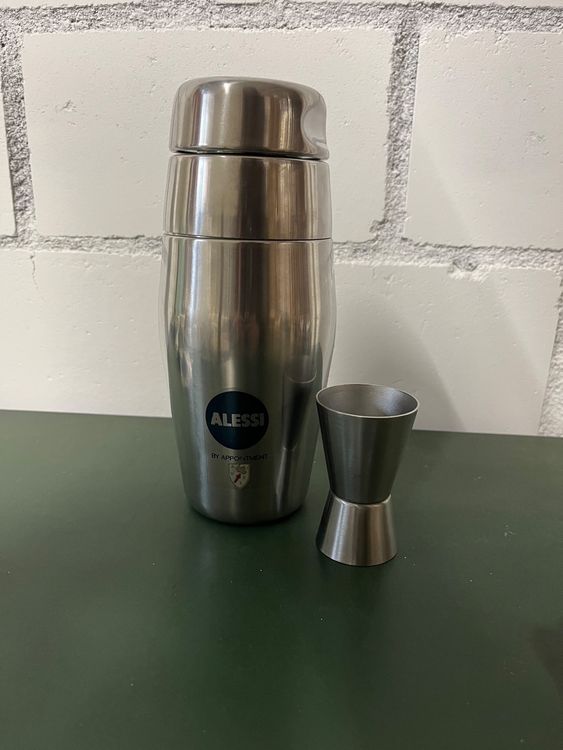 Alessi Cocktail Shaker 870 mit Cocktailmass (Gebraucht) in Niederurnen ...