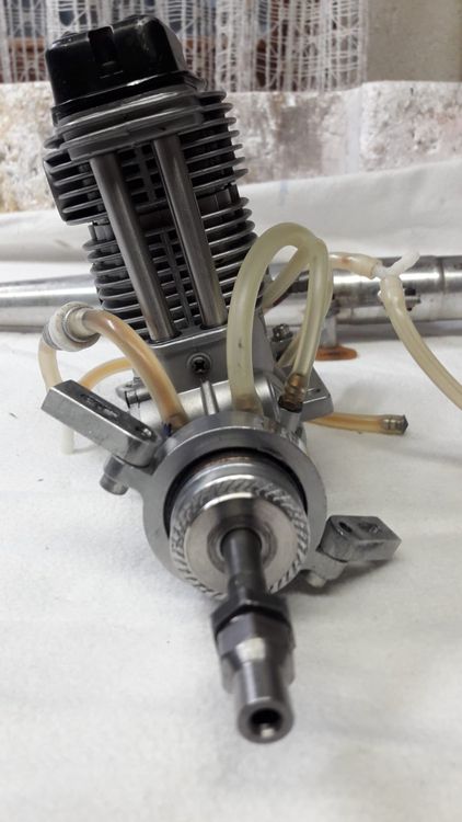 Verbrenner Motor Methanol (Gebraucht) in Leutwil für CHF 200 – nur ...