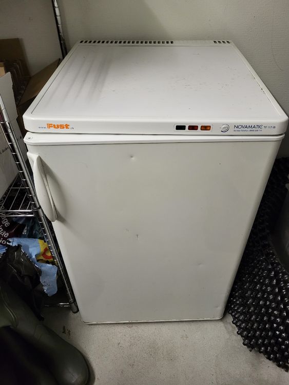 FUST Gefrierschrank Novamatic TF 117-IB | Kaufen auf Ricardo