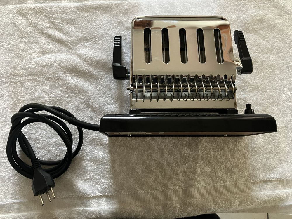 Jura Toaster Retro/ Antik Typ 2380 / 150 (Gebraucht) in Nuglar für CHF ...