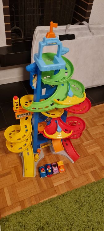 Fisher Price Little People Rennbahn mit 4 Autos Top! (Gebraucht) in ...