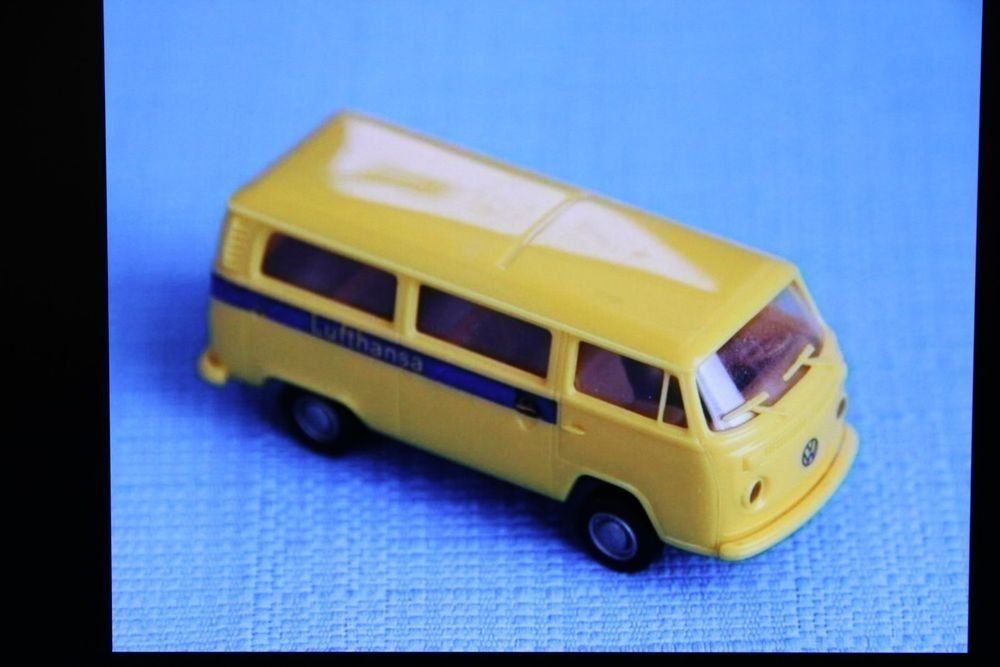 Brekina, VW T2, Bus , Lufthansa, 1 : 87, neu (Neu (gemäss Beschreibung ...