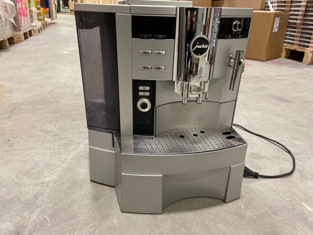 JURA Impressa Type 668 (Défectueux) à pour CHF 171 – retrait uniquement ...