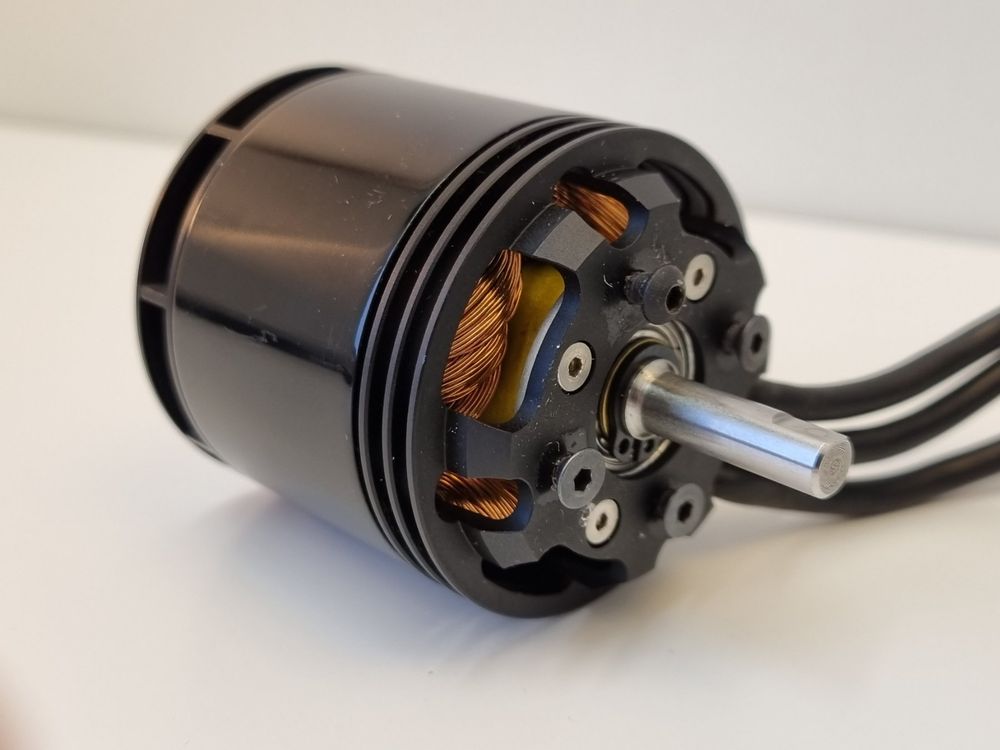Brushless-Motor X-ERA 4020/2Y-1100 8P | Kaufen auf Ricardo