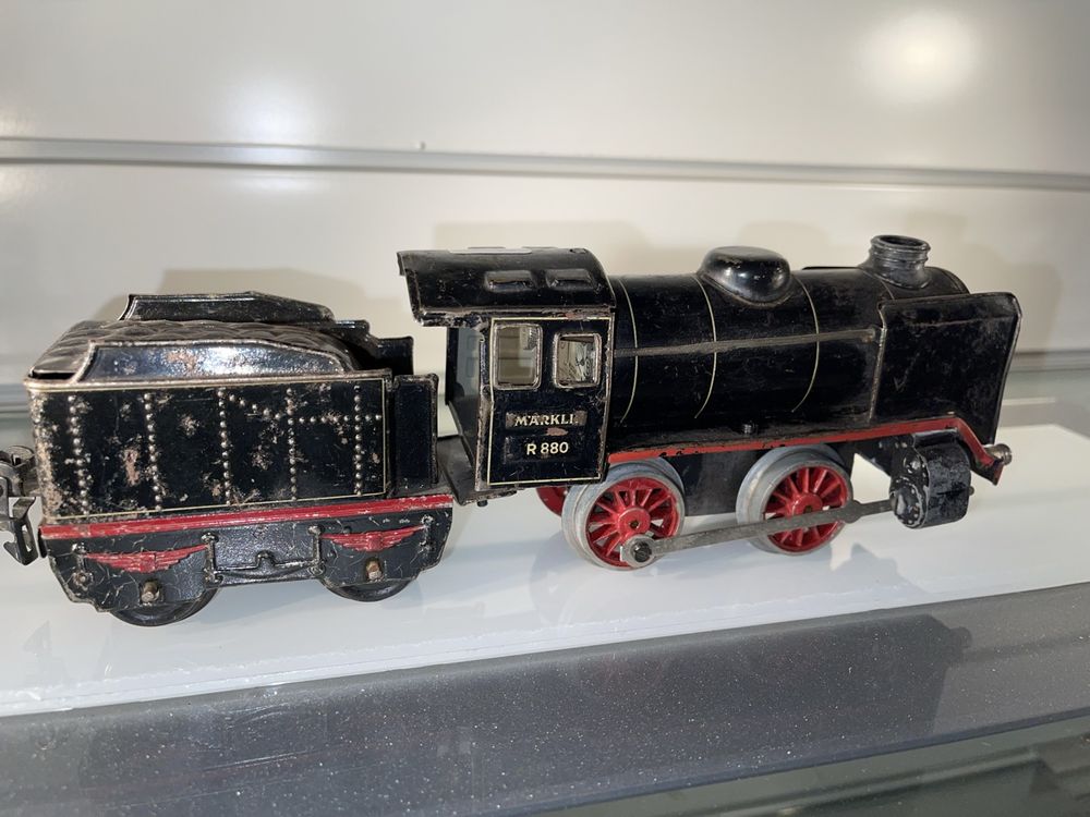 Lokomotive Spur 0 / Märklin R880 mit Uhrwerkbahn (Gebraucht) in Siebnen ...