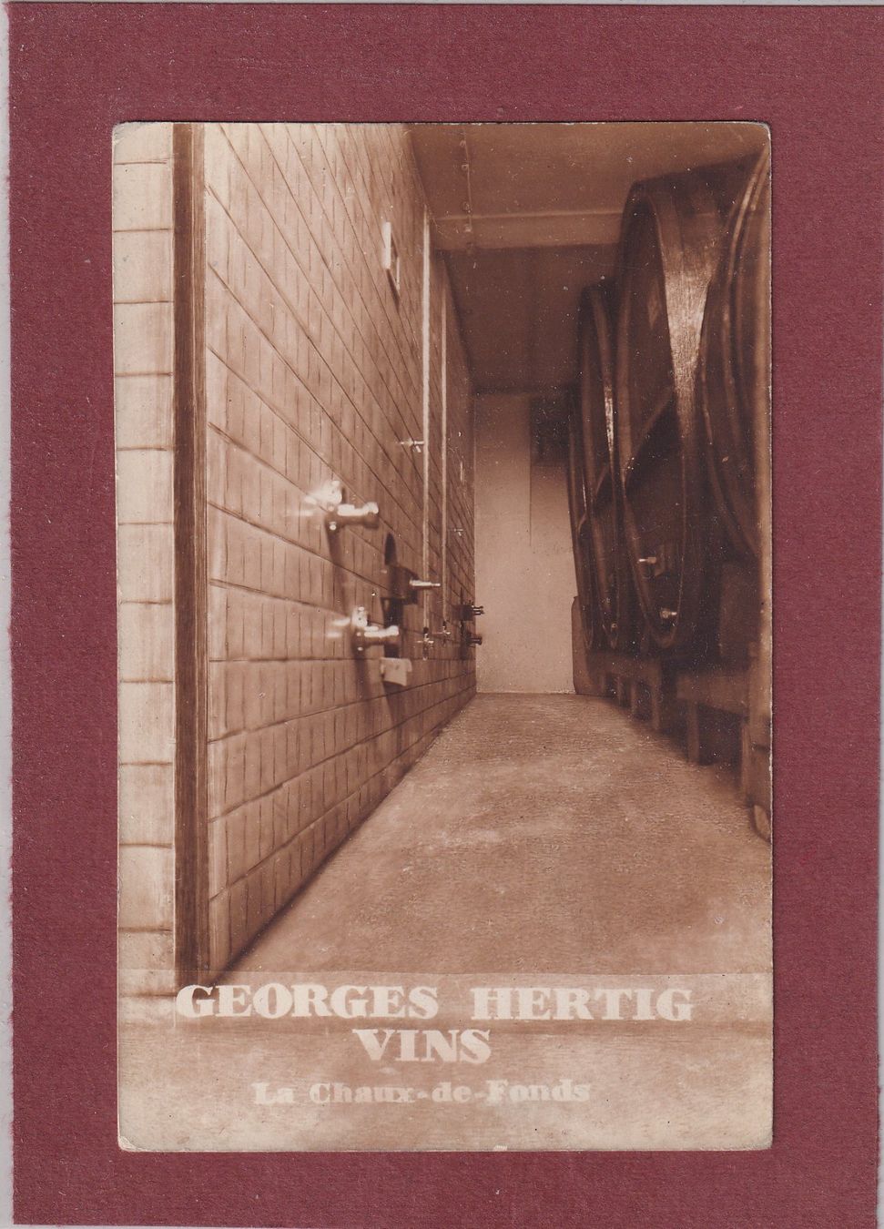 Vins - Georges Hertig - La Chaux de Fonds - 1935 (D'occasion) à Orvin pour CHF 8.5 – avec ...