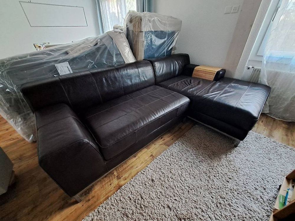 Verkaufe Echt-Leder Sofa (Gebraucht) in BRIG-GLIS für CHF 100 – nur Abholung auf Ricardo kaufen