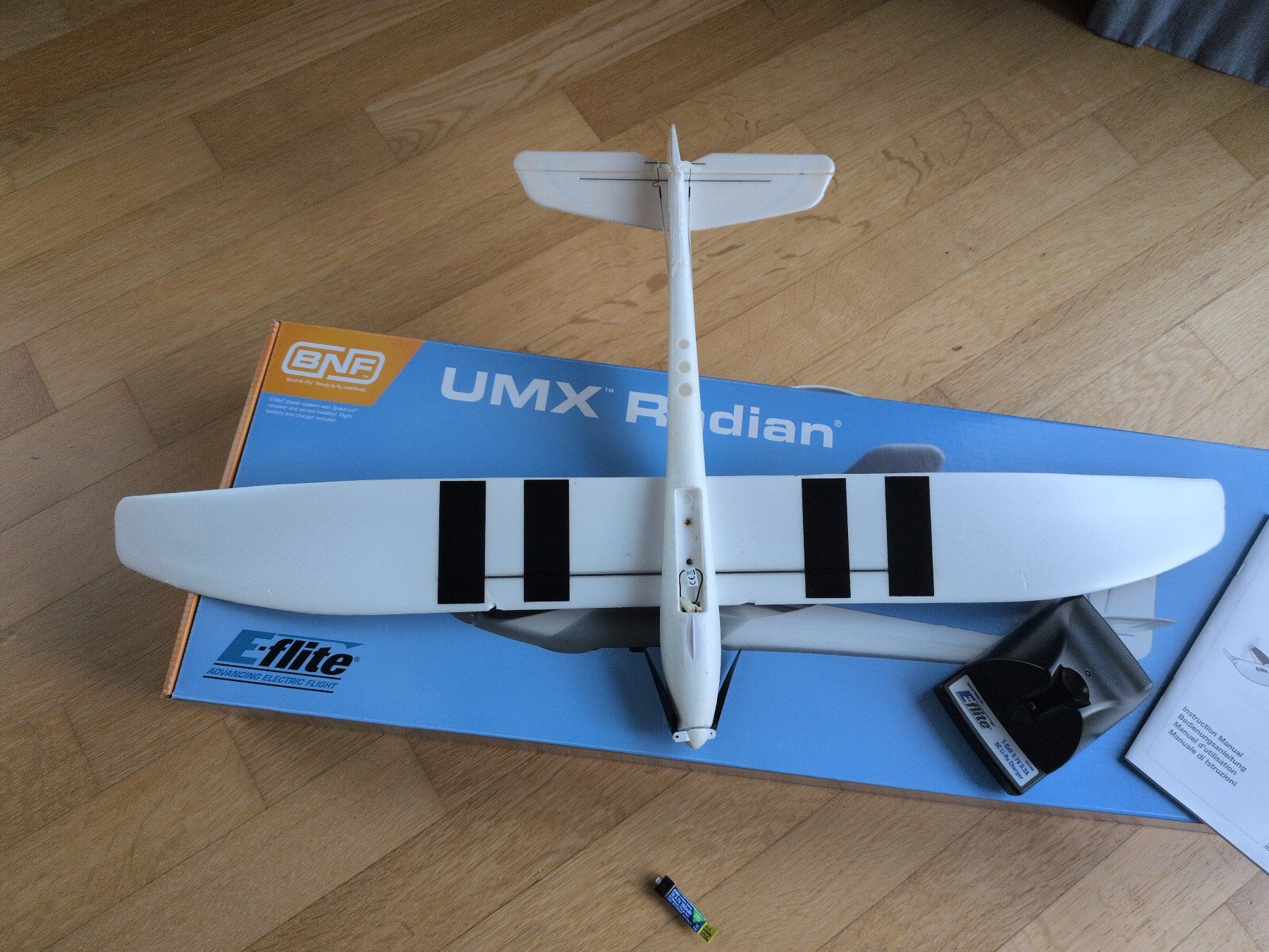 E-Flite UMX Radian BNF mit SAFE Select E-Segler (Gebraucht) in Zürich ...