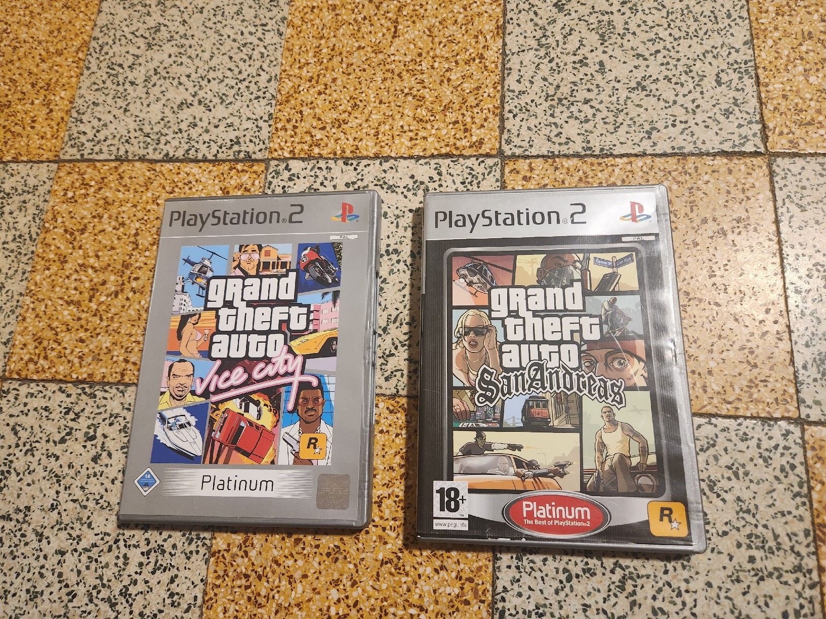 GTA Vice City & San Andreas PS2 PAL Platinum Set (Gebraucht) in Tafers ...