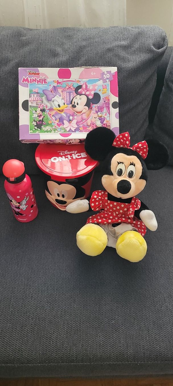 Lot juets Minnie ,puzzl,gourd, pelucheuet,boat (Neuf (Voir description ...