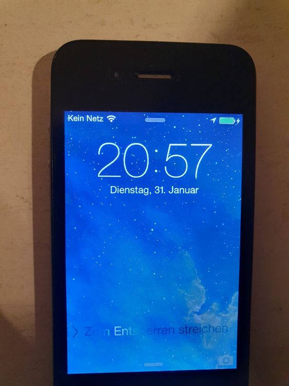 IPhone zum Verkaufen (Gebraucht) in Worben für CHF 75 – mit Lieferung auf Ricardo kaufen