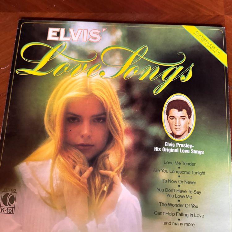 Vinyl ELVIS PRESLEY - LOVE ELVIS 1979 (Gebraucht) in Merligen für CHF 8 ...