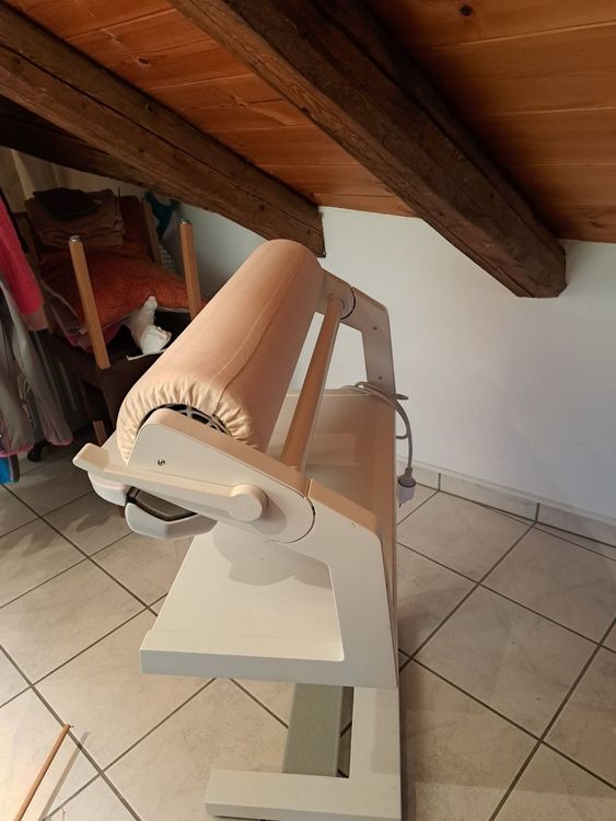 Pfaff Bügelmaschiene Steam Ironer 560 | Kaufen auf Ricardo