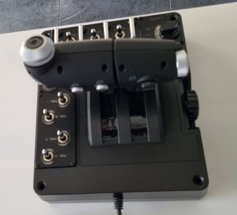 LOGITECH G Saitek X56 Rhino H.O.T.A.S. Joystick (Schwarz) (Neu (gemäss ...