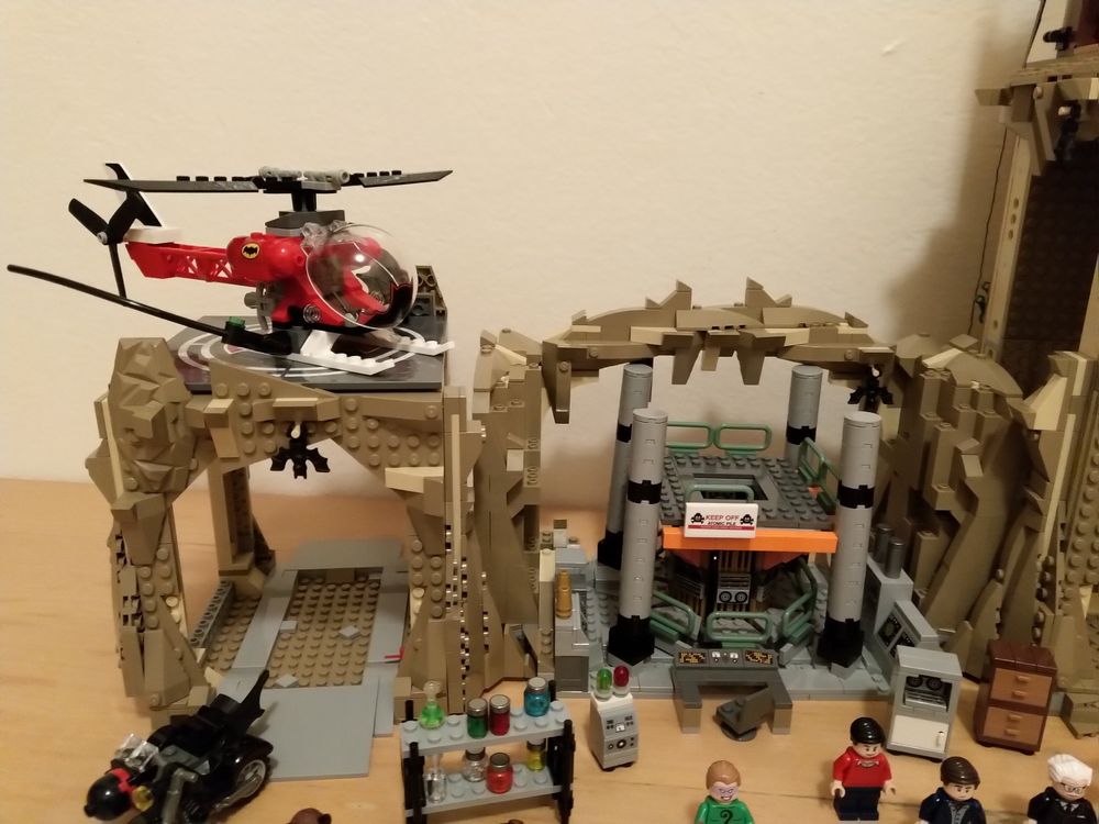 LEGO DC Batman Classic TV Series- Batcave + 30603 Mr Freeze | Kaufen ...