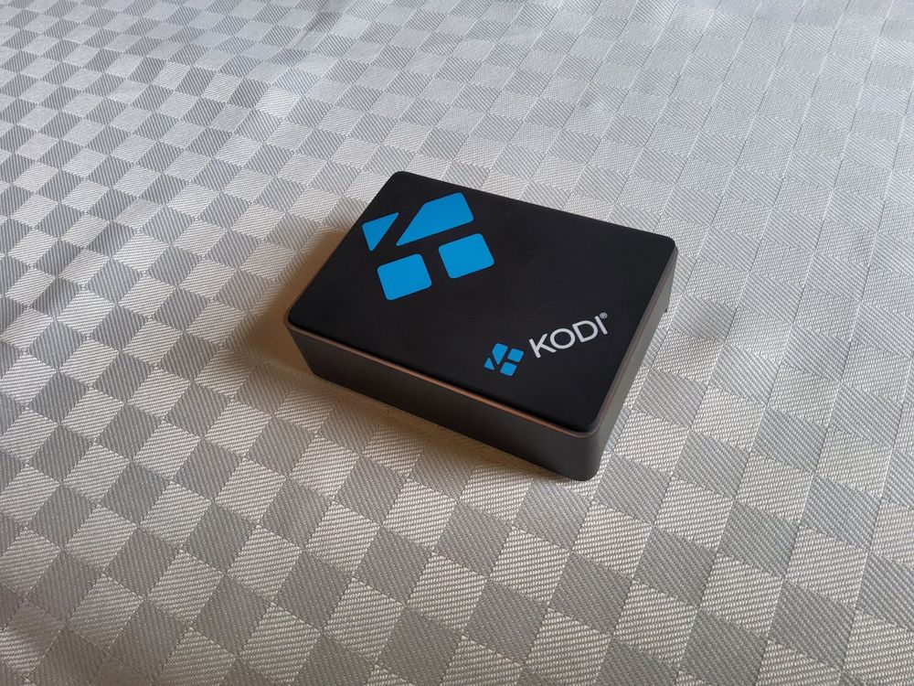 Metallgehäuse: Kodi, raspberry pi case (Neu und originalverpackt) in Malters für CHF 10 – mit ...
