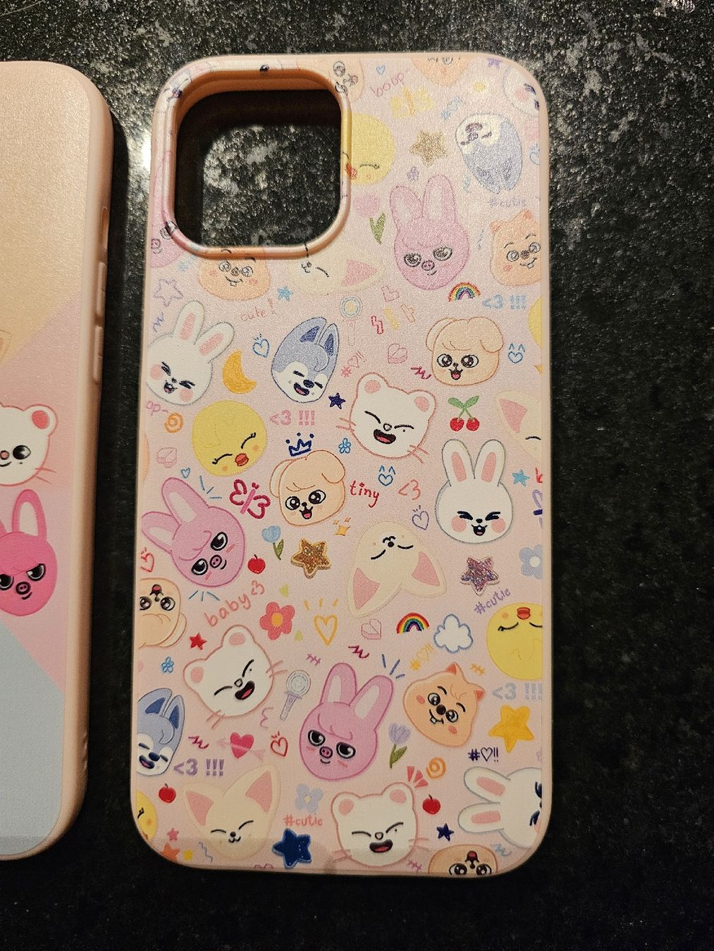 Zwei neue Stray Kids-Hüllen für iPhone 12 Pro Max (Neu und ...