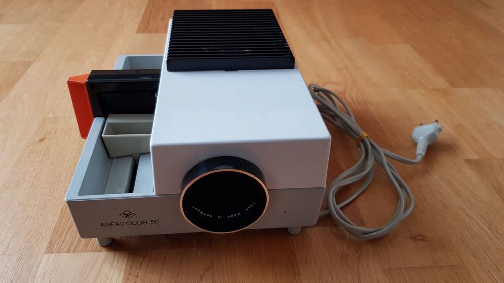 Dia-Projektor AGFACOLOR 50 (Gebraucht) in Niederlenz für CHF 1 – mit ...