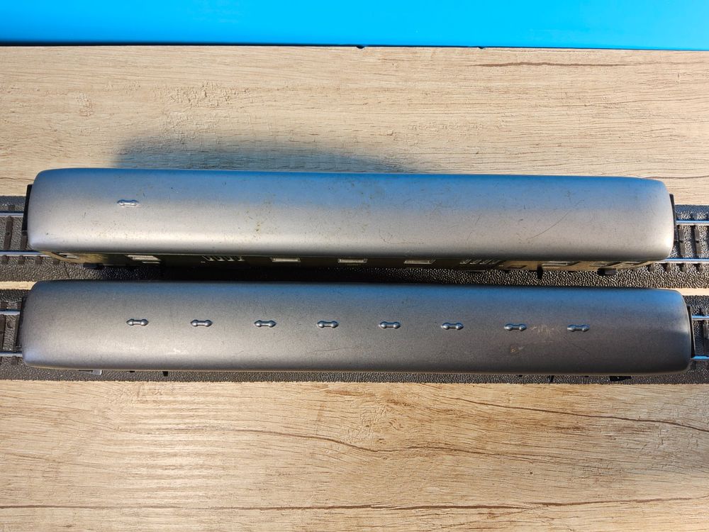 Märklin 4026 & 4022 _ D Zug Gepäckwagen mit Personenwagen H0 (Gebraucht) in Rüti ZH für CHF 25 ...