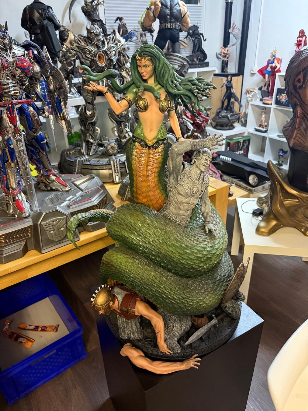 ARH Medusa Resin Statue Figure Collectible Model (Gebraucht) in ...