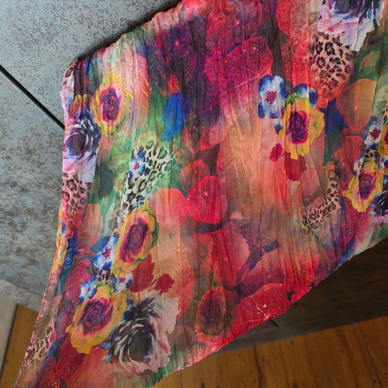 🐸 FOULARD HALSSCHLAUCH LOOP SCHAL HALSTUCH CRINKLE BLUMEN (Neu (gemäss ...