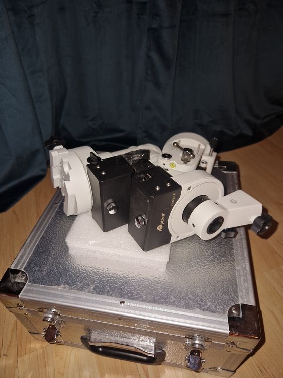 iOptron CEM25 Equatorial Mount and Tripod (Neu und originalverpackt) in ...