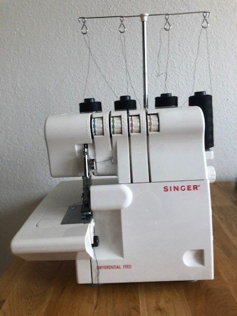 Overlock Nähmaschine SINGER | Kaufen auf Ricardo