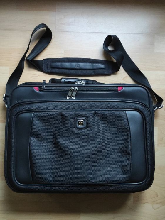 Wenger Notebook/Laptop Tasche/Umhängetasche | Kaufen auf Ricardo