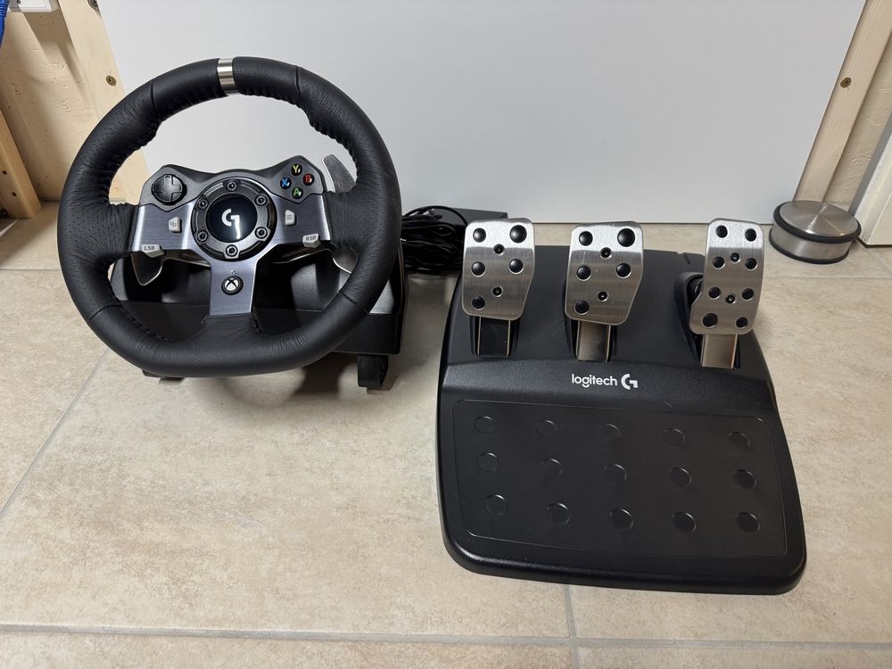 Volant Logitech G920 Xbox/PC + Pédalier (Gebraucht) in Pailly für CHF ...