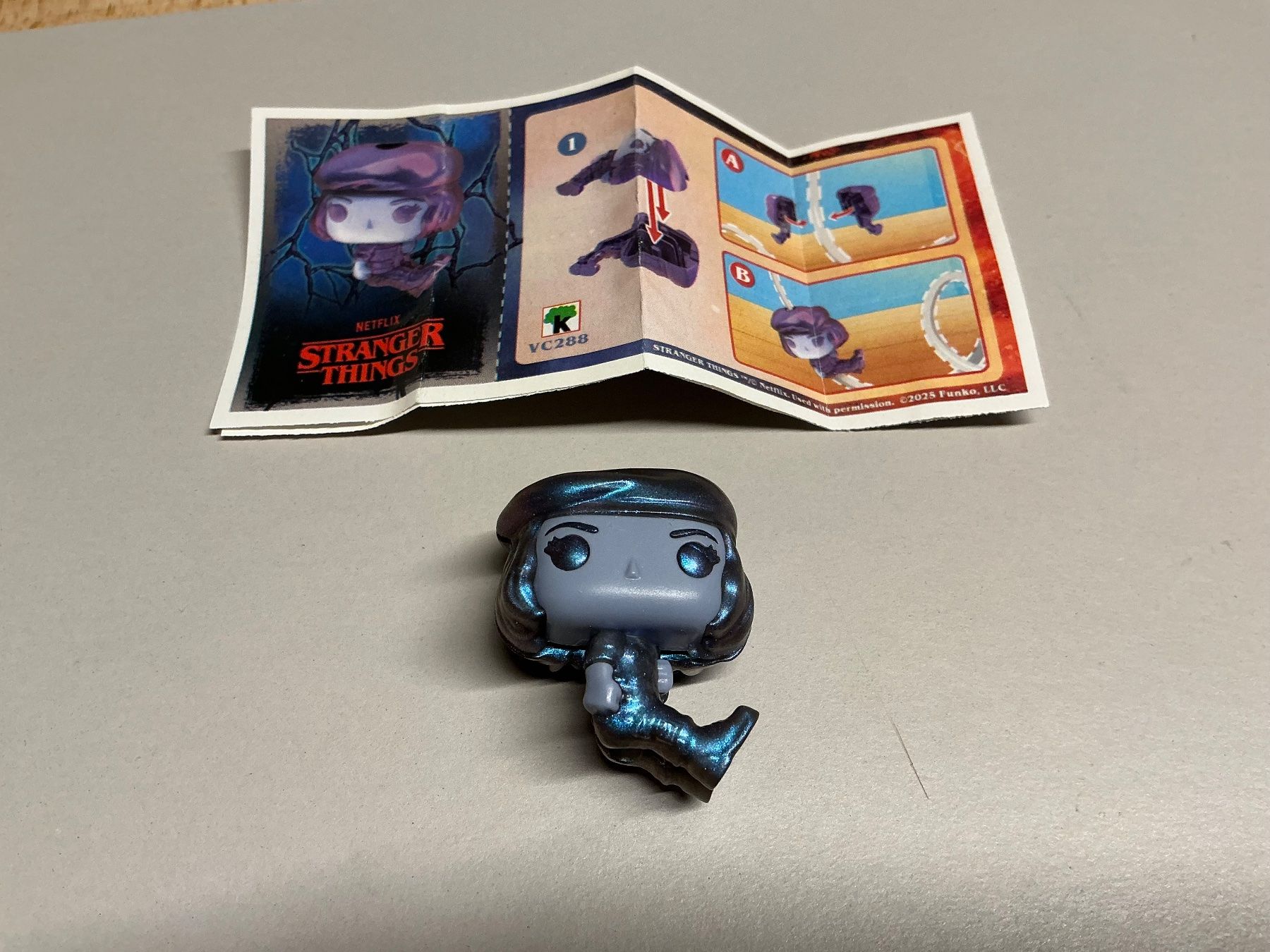 Kinder Joy Stranger Things Robin (Upside down) (Neu (gemäss ...