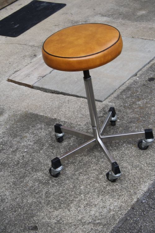 ROLLHOCKER ARTZHOCKER HÖHENVERSTELLBAR (Gebraucht) in Wauwil für CHF 82 ...