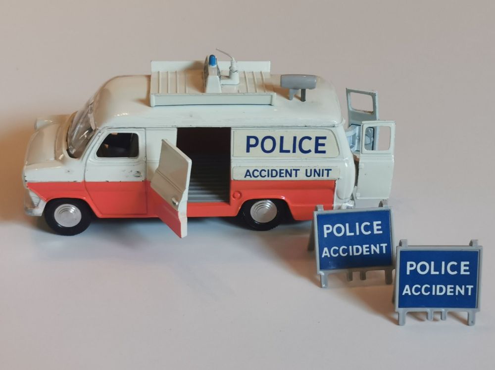 DINKY TOYS Modellauto Ford Transit Van Police Accident Unit (Gebraucht ...