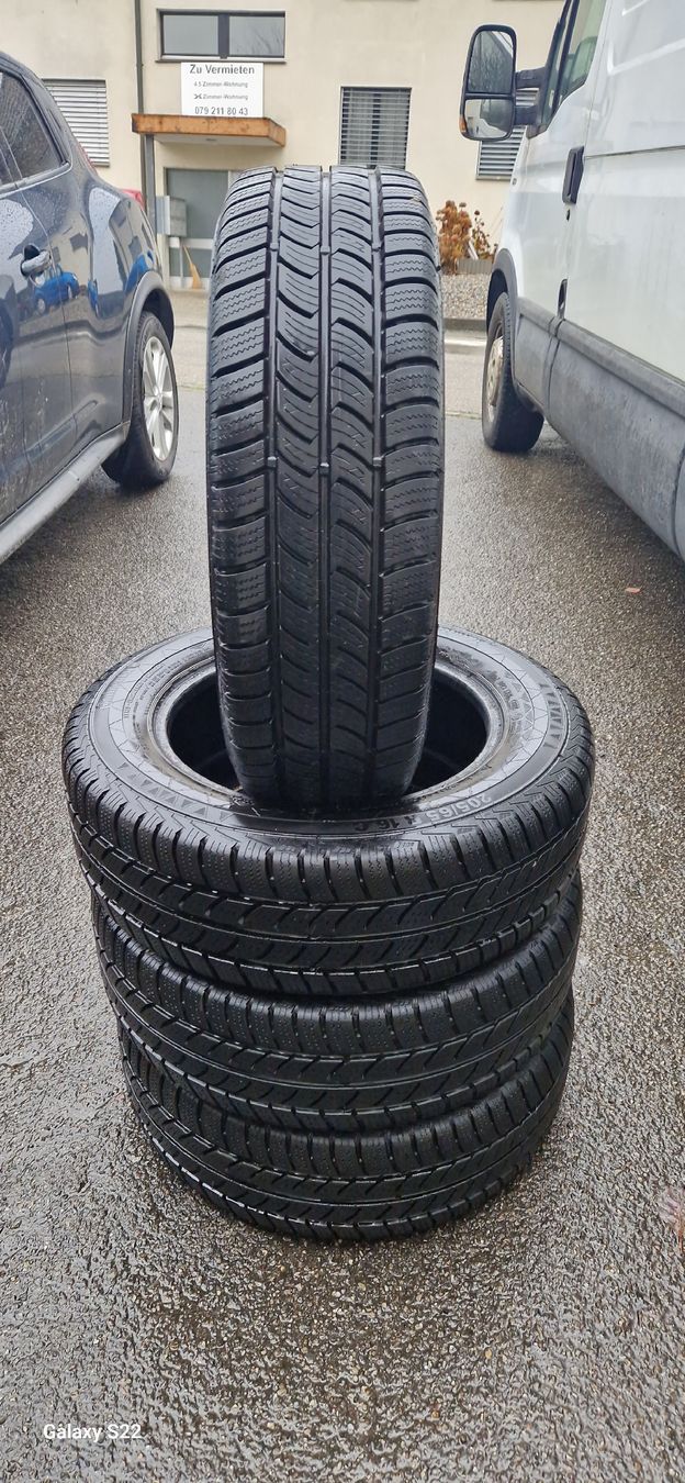 Luxus 205 65 R16c Bilder