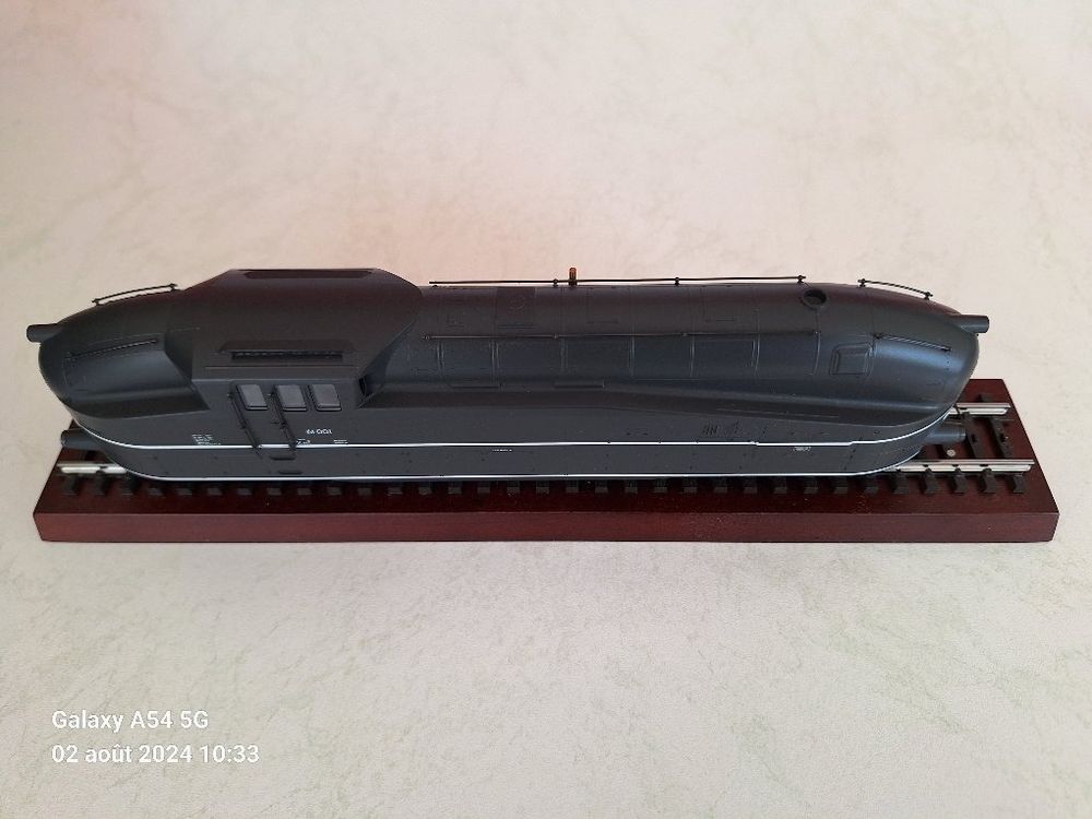 Märklin 39618 digital. Locomotive avec son et socle (Neuf avec ...