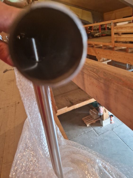 Das Konkursamt Oberwallis verwertet: Metallstange Garten (Gebraucht) in Visp für CHF 5 – nur ...