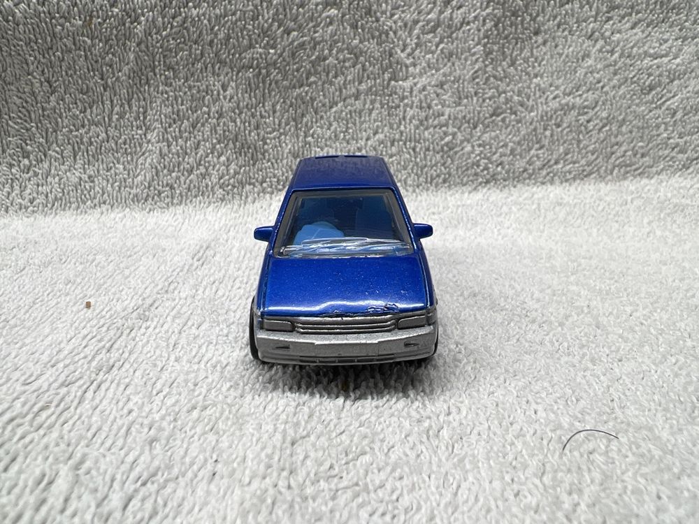 Modellauto matchbox nissan prairie 1:59 (Gebraucht) in Grüningen für ...