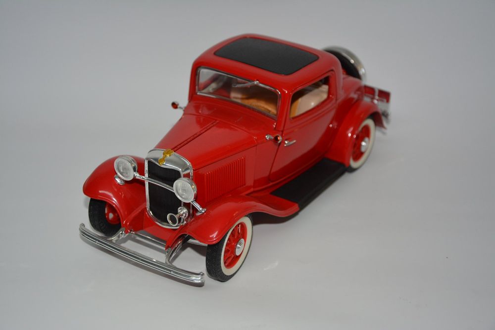 Ford 1932 3-Window Coupe , Road Signature 92248 , 1:18 (Gebraucht) in ...
