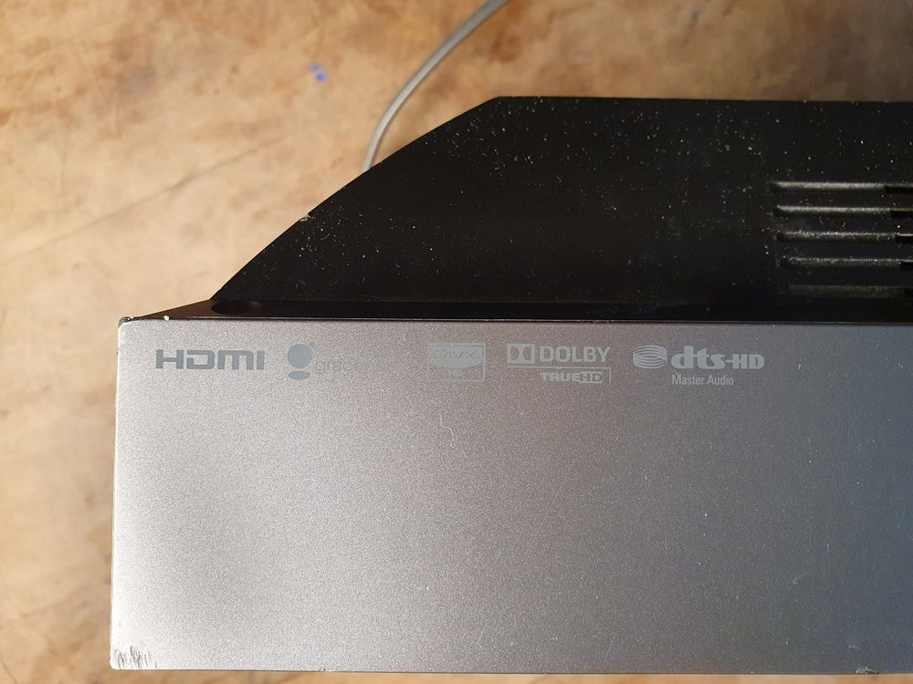 Sony Blu-Ray Disc/DVD Home Theater System BDV HBD-F500 (Gebraucht) in Zürich für CHF 5 – mit ...