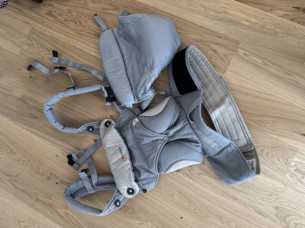 Ergobaby Baby Trage mit Newborn Einsatz und Wetterschutz (Gebraucht) in ...