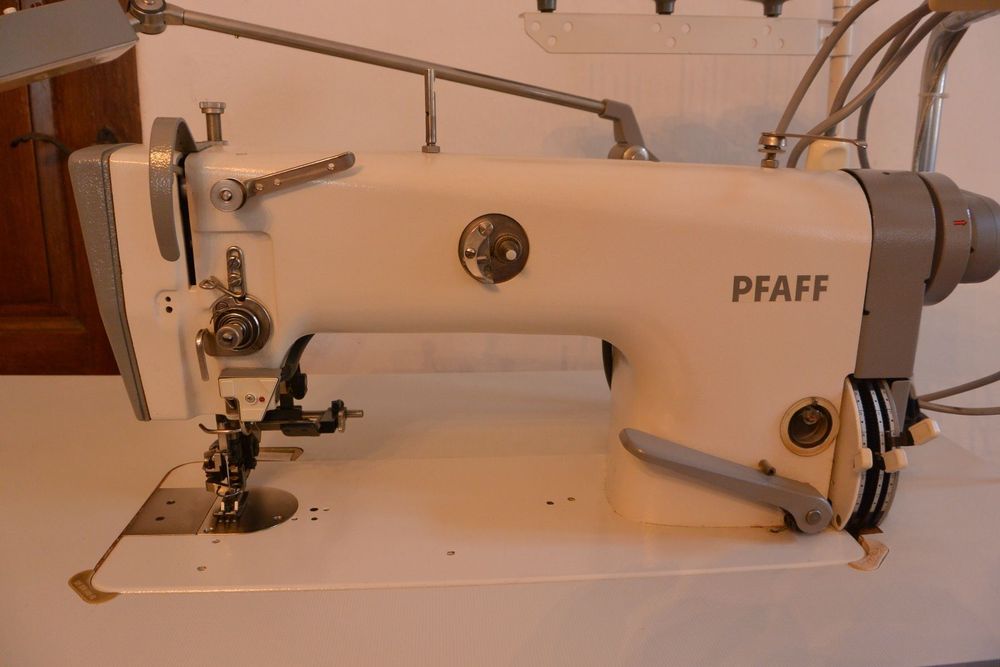 Industrienähmaschine Pfaff 487 | Kaufen auf Ricardo