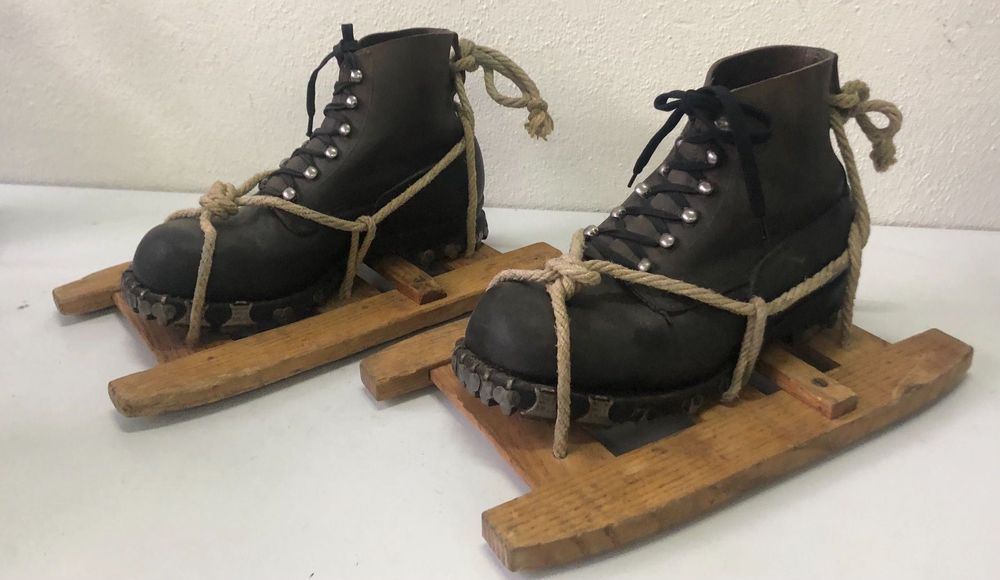 Alte Wanderschuhe (Gebraucht) in Root für CHF 55 – mit Lieferung auf ...