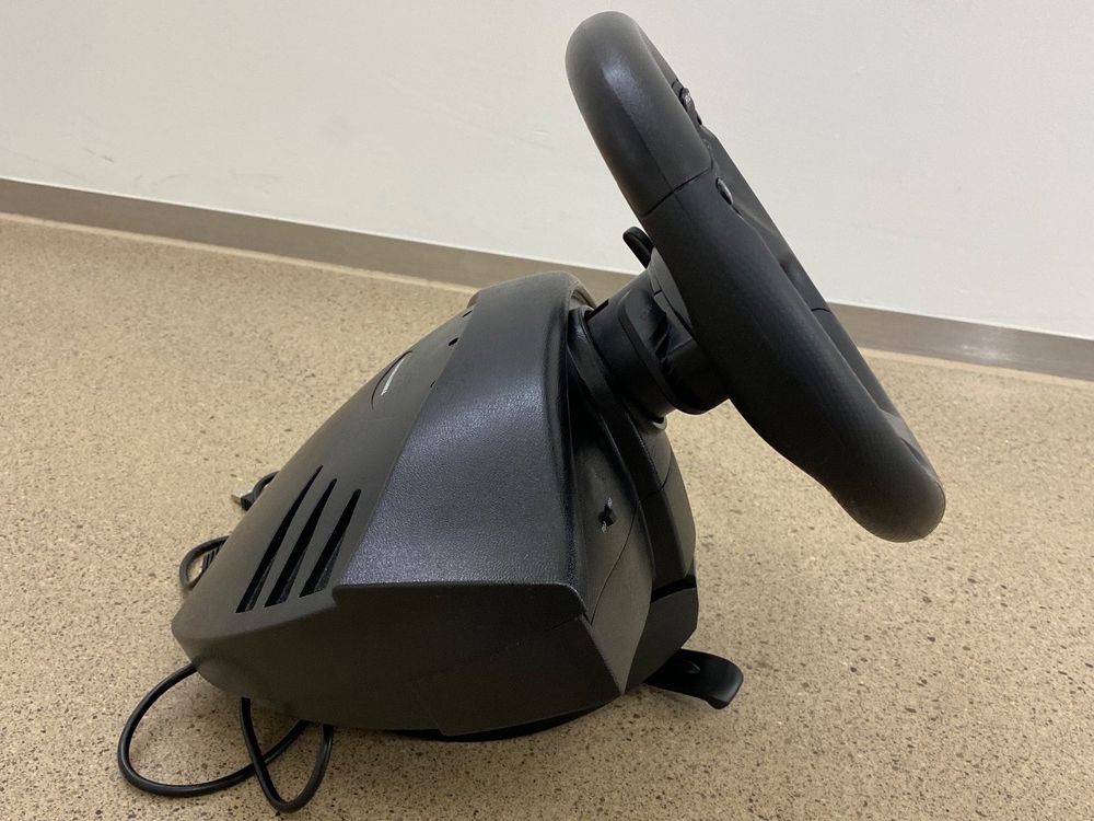 Thrustmaster T80 Rennlenkrad (PS4) | Kaufen auf Ricardo