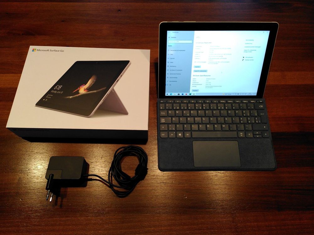 Microsoft Surface Go 1. Gen - 8GB / 128GB - Win 10 Home (Gebraucht) in ...
