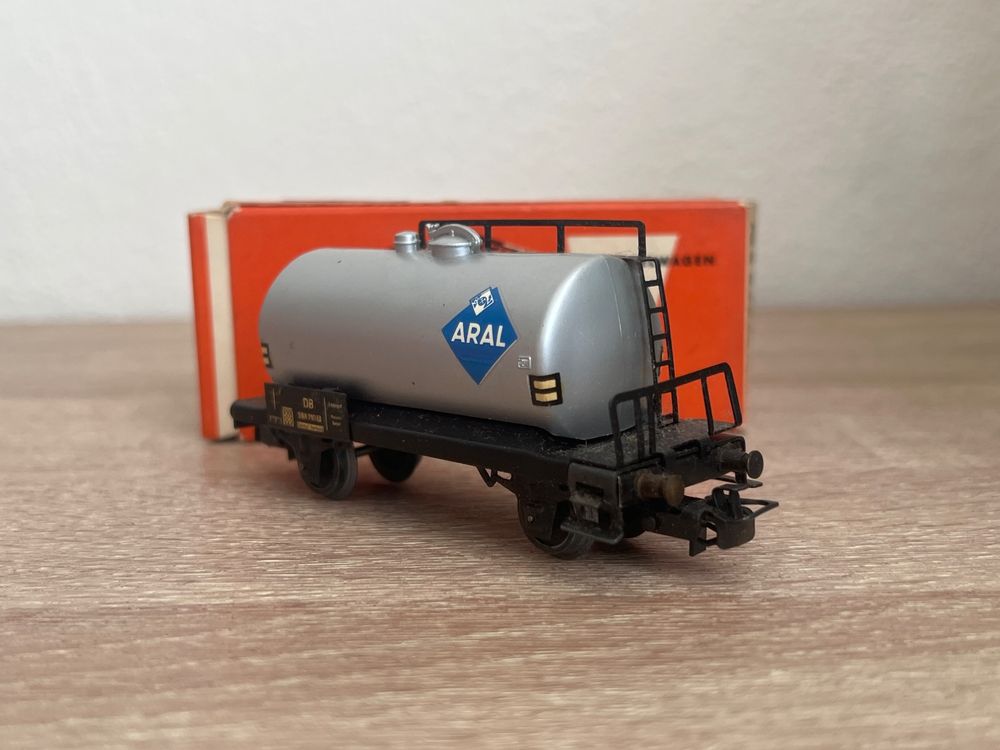 Märklin 4500 Kesselwagen ARAL H0 (1) (Gebraucht) in St-Aubin-Sauges für CHF 12 – mit Lieferung ...
