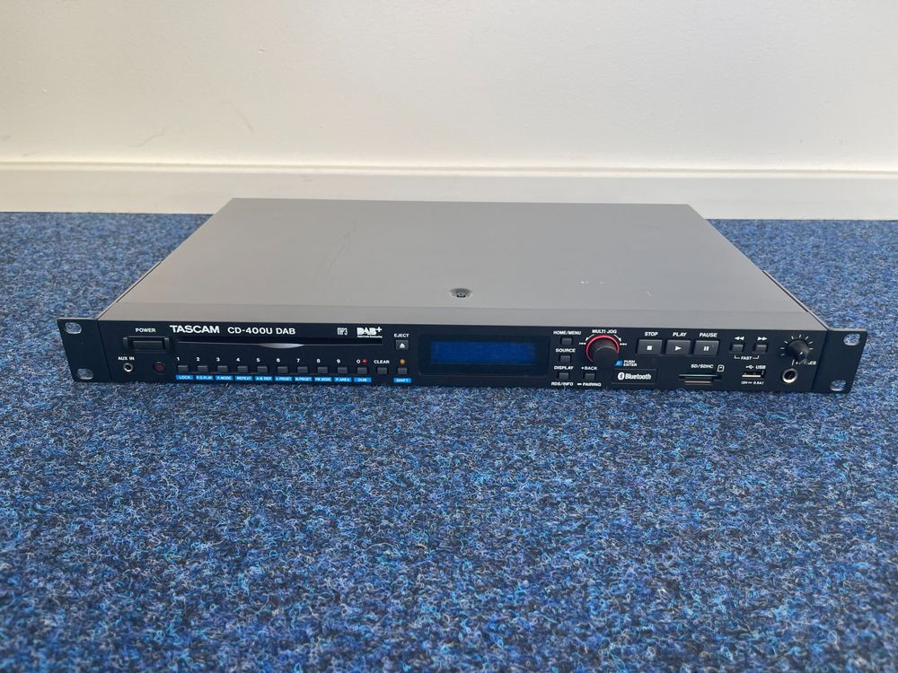 TASCAM CD-400U DAB (Gebraucht) in für CHF 113 – mit Lieferung auf ...