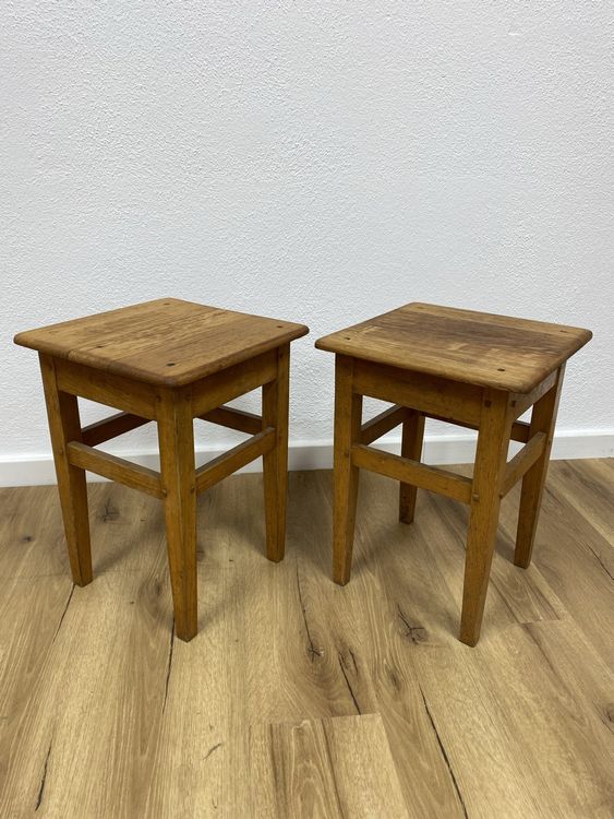 Zwei Hocker Eiche (Gebraucht) in Basel für CHF 250 – nur Abholung auf Ricardo kaufen